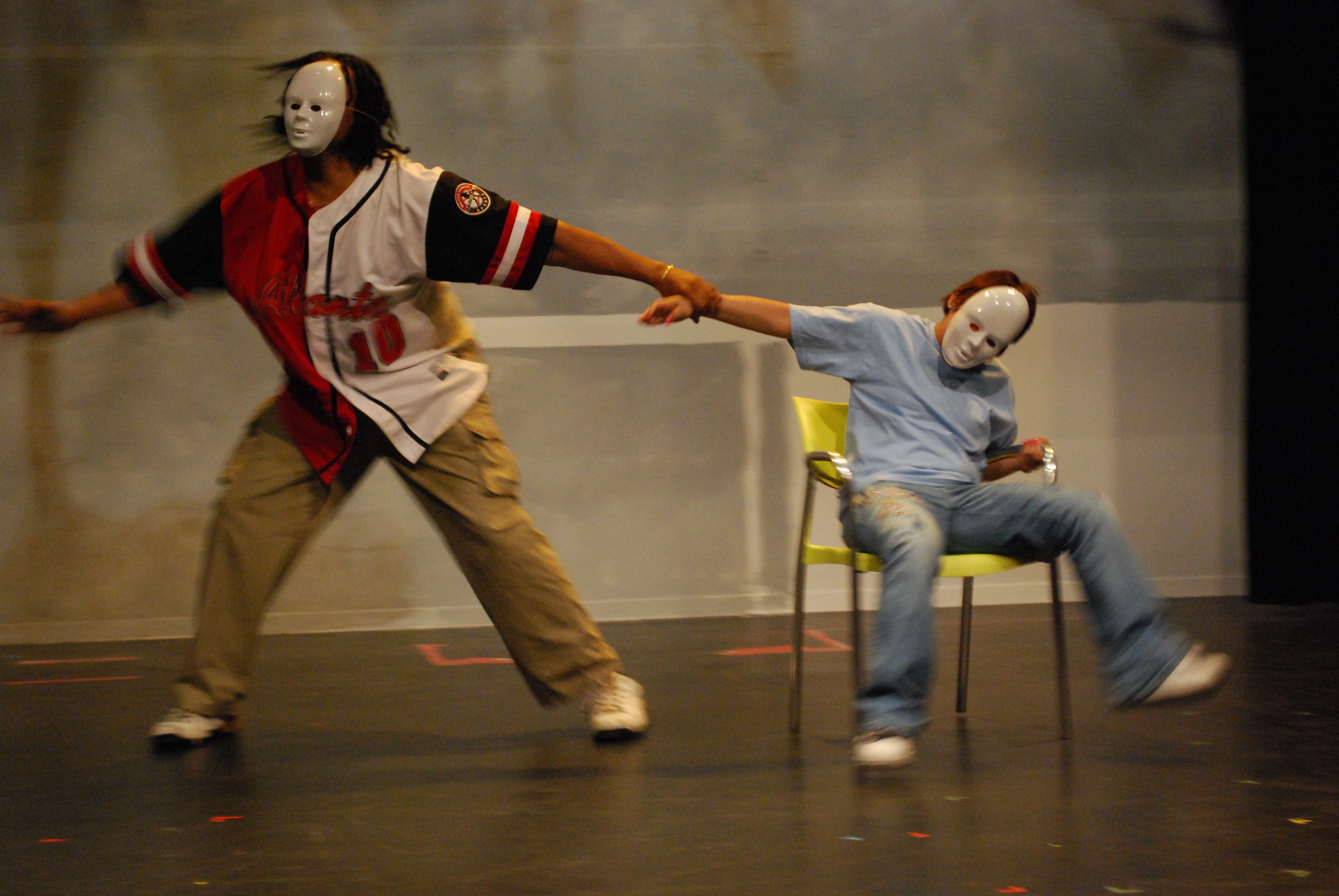 Body Movement in Physical Comedy - Invisible Ropes